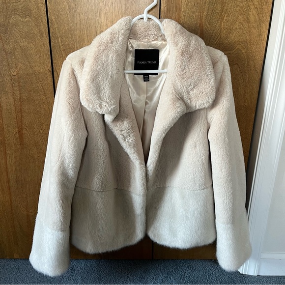 Ivanka Trump | Jackets & Coats | Ivanka Trump Womens Cream Faux Fur ...